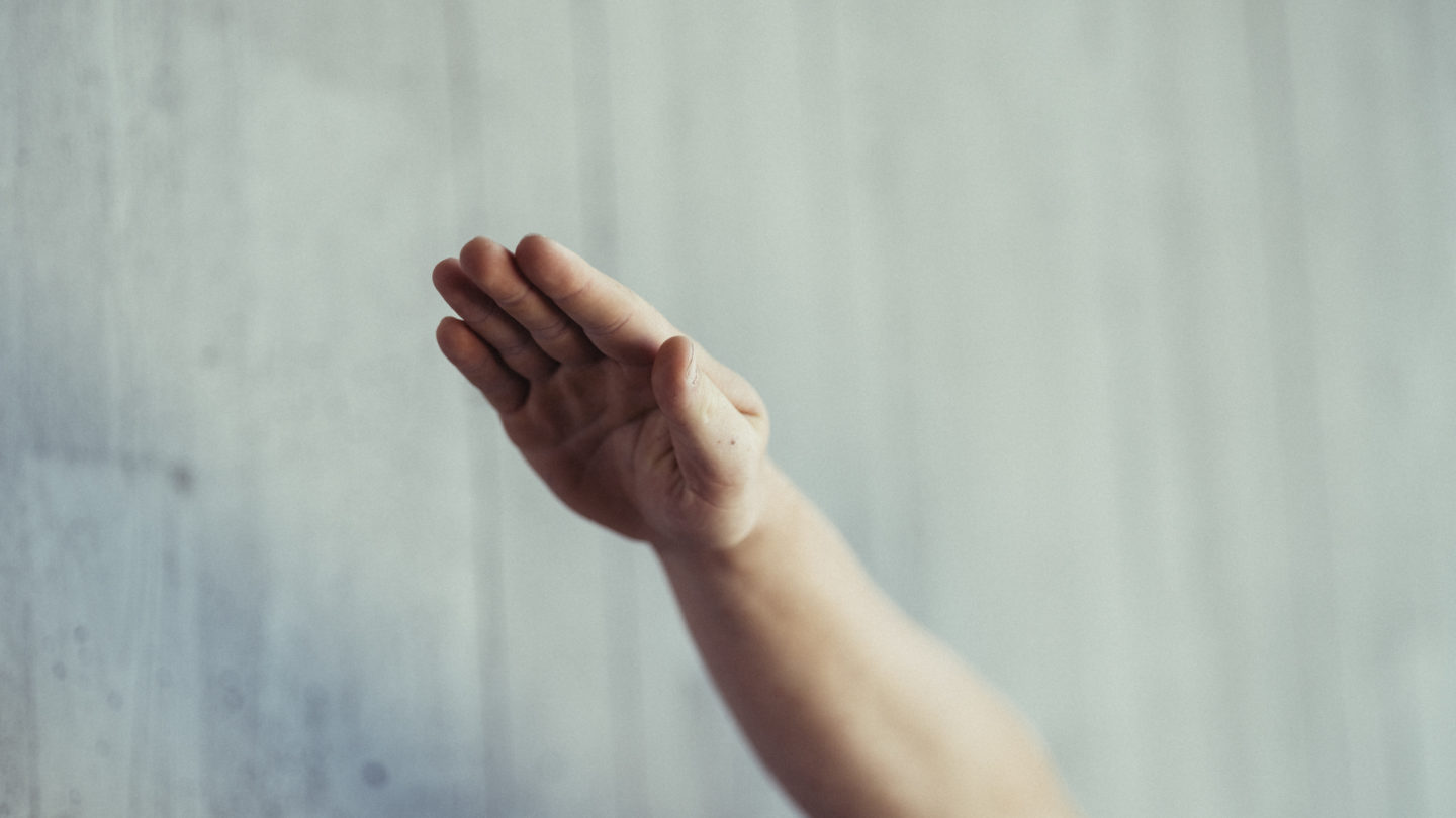 Hva er radikalisering og voldelig ekstremisme? | Utveier